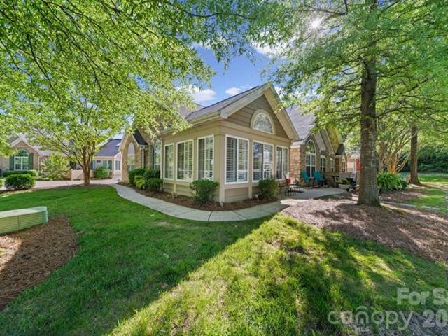 5418 Prosperity View Dr, Charlotte, NC 28269
