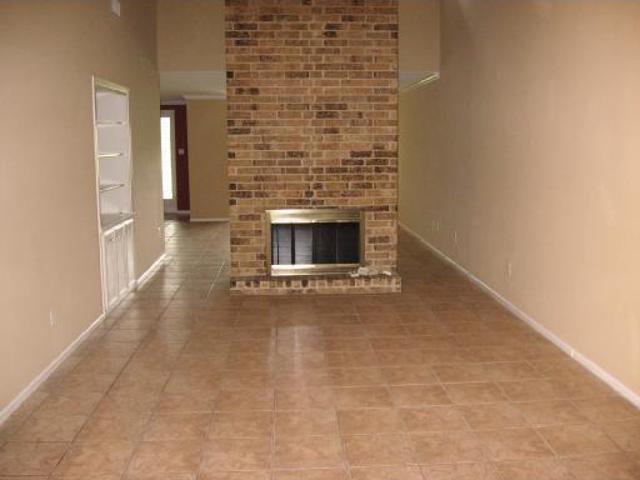 5418 Stonegate Way, Corpus Christi, TX 78411 | MLS #80620 | Compass