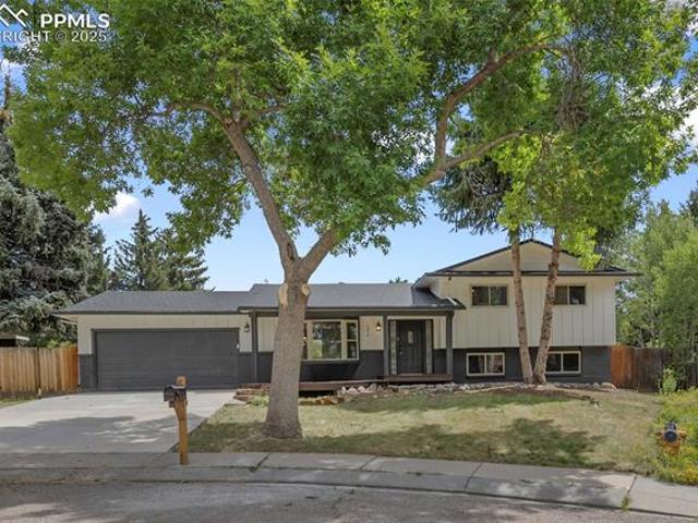 5419 Gardenia Circle