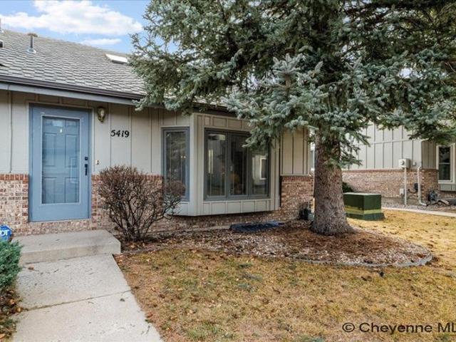 5419 Hynds Blvd, Cheyenne, WY 82009