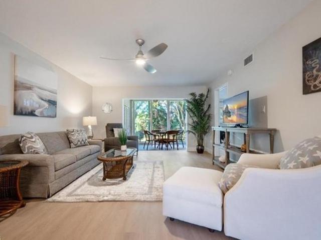 5419 Rattlesnake Hammock Rd #102F, Naples, FL 34113