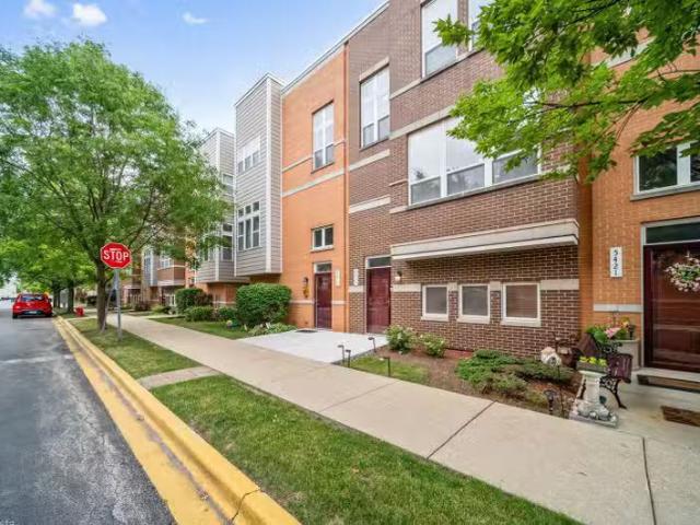 5419 W Galewood Ave, Chicago, IL 60639 MLS 12104622