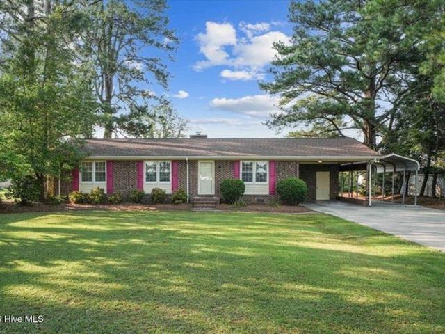 5419 Wayne Memorial Dr NE, Pikeville, NC 27863