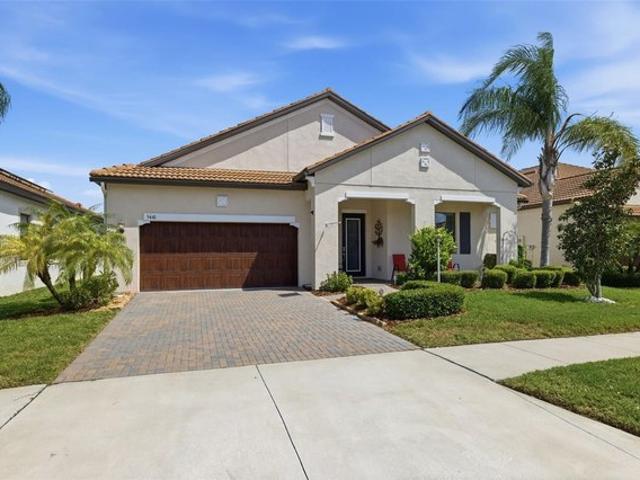 5410 Story Grass Ct, Wimauma, FL 33598