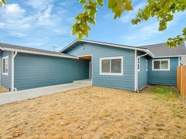 5410 S Oakes St, Tacoma, WA 98409