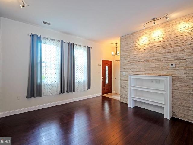 5411 Crossrail Drive