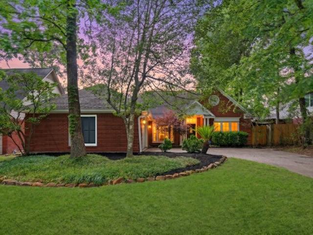 5411 Glade Estates Dr, Houston, TX 77339