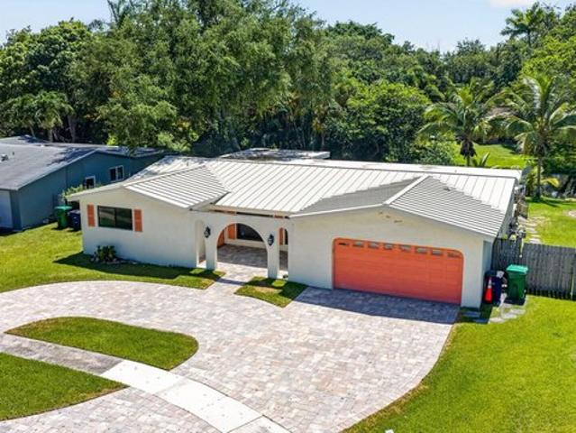 5411 SW 94th Ave, Cooper City, FL 33328