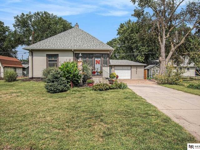 5412 Judson St, Lincoln, NE 68504