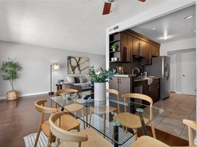 5412 Lindley Ave Unit 322, Encino, CA 91316