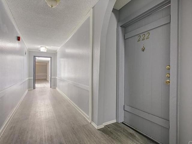 5412 Lindley Ave #222 Encino, CA 91316