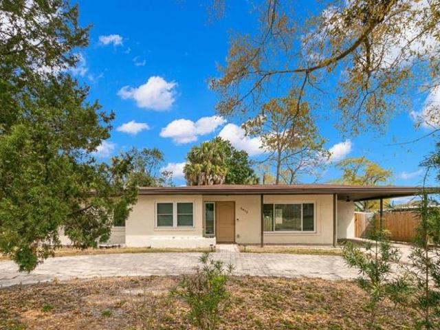 5412 Rainbow Dr, Temple Terrace, FL 33617