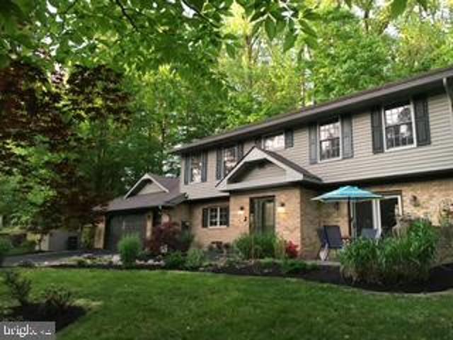 5412 Ridgecroft Drive