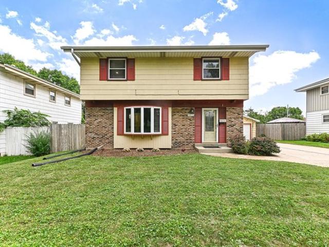 5412 S 14th St, Milwaukee, WI 53221