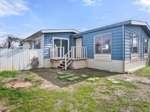 5412 Tully Rd, Modesto, CA 95356