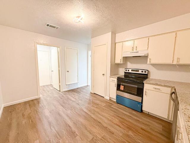 5413 Brookhollow Dr, Sachse, TX 75048 | MLS #21247