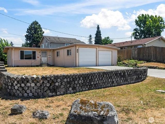 5413 E G St, Tacoma, WA 98404