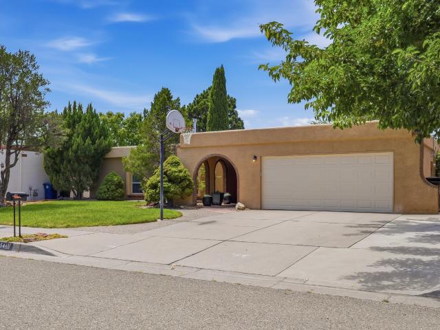 5413 Imperial Court NE