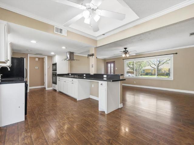 5413 Jerri Lane