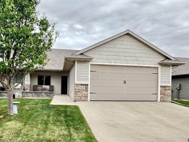 5413 S Westwind Ave, Sioux Falls, SD 57108