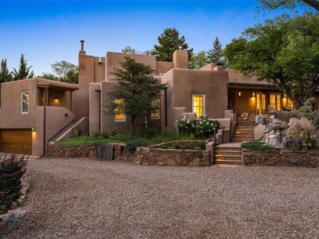 541 Camino Rancheros
