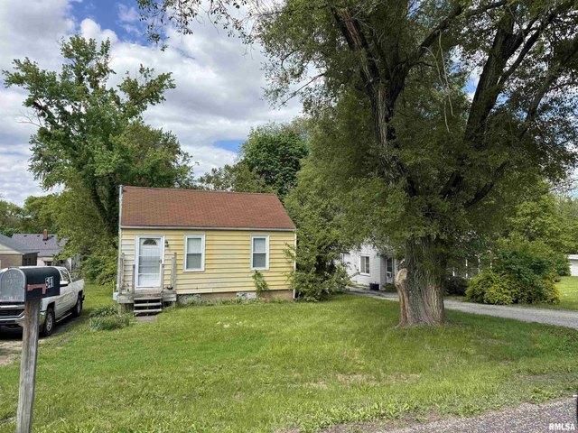 541 Carola St, Creve Coeur, IL 61610