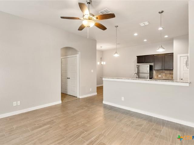 541 Creekside Forest
