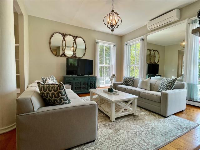541 Bellevue Avenue 4
