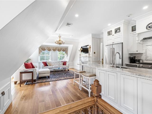 541 Bellevue Avenue 5