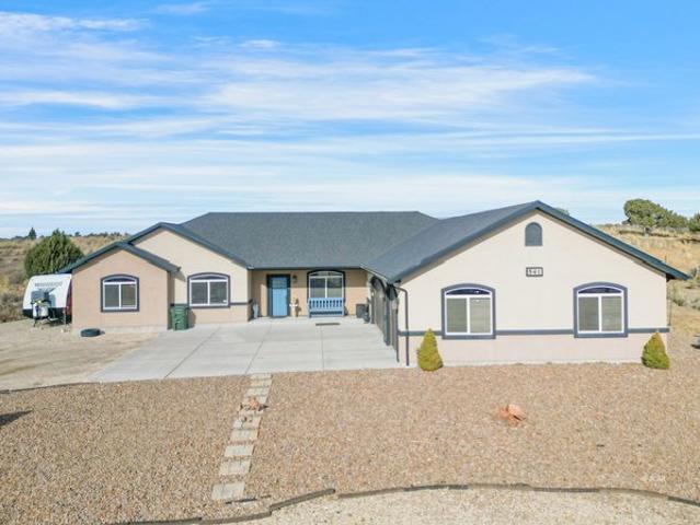 541 Blackstone Dr, Spring Creek, NV 89815