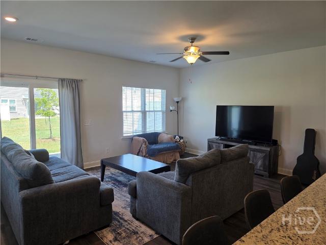 541 Governor Treutlen Circle