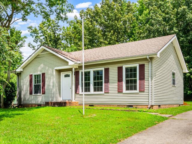 541 Donna Dr