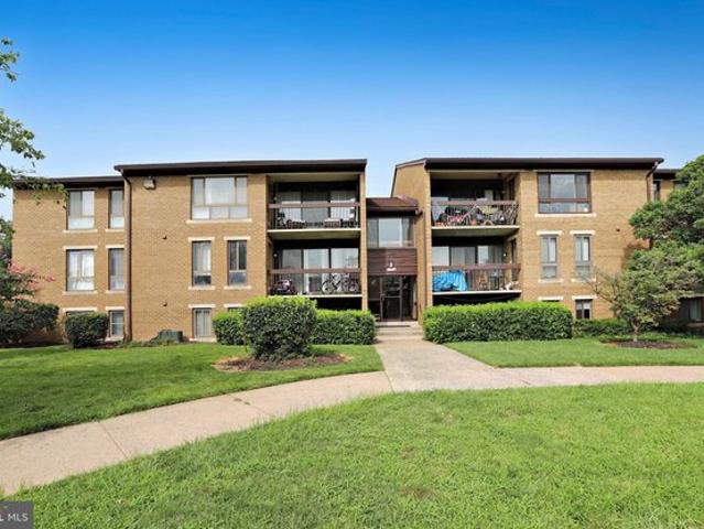 541 Florida Ave Apt 101, Herndon, VA 20170