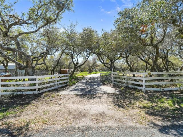 541 Jacoby Ln, Aransas Pass, TX 78336 | MLS #473291 | Compass