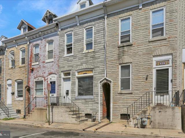 541 Moss Street