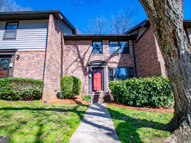 541 N White St, Unit 11, Carrollton, GA 30117 | MLS #10697 | Compass