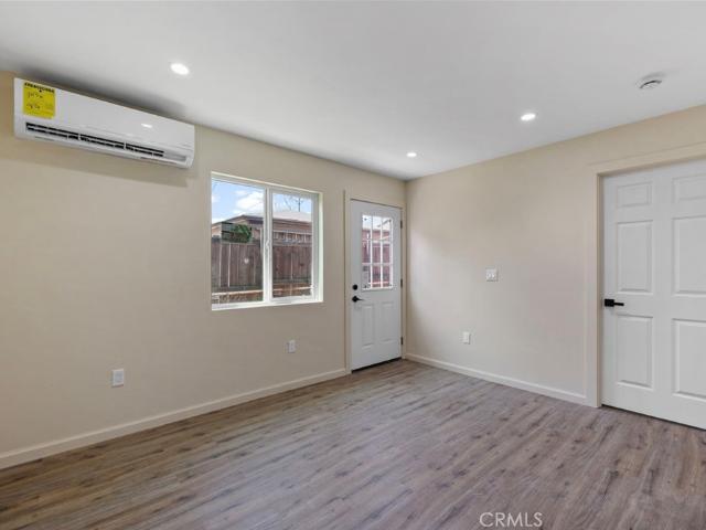 541 N Barbara B