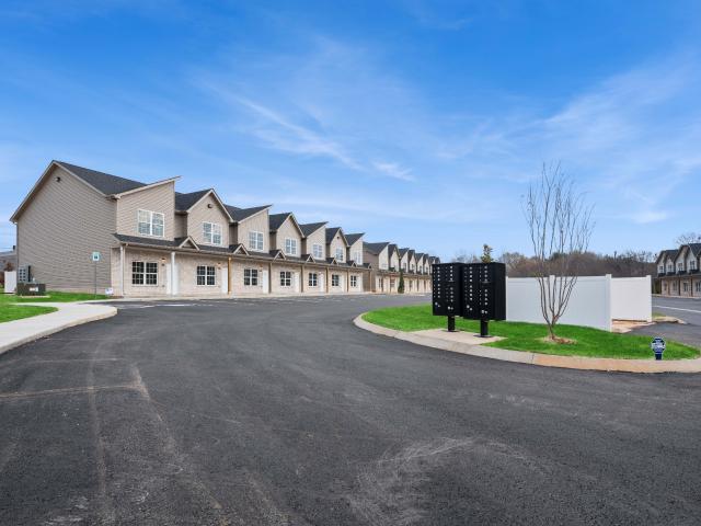 541 New South Dr # 407