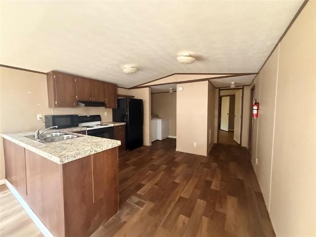 541 Simmons Way # 2