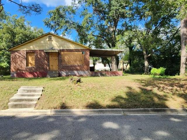 541 Straight St, Macon, GA 31204