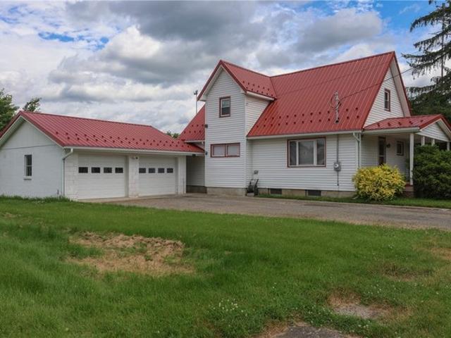 541 Phoenix Ave, Elmira, NY 14904