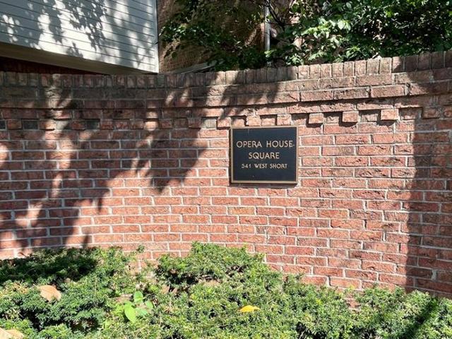 541 W Short St Apt 3, Lexington, KY 40507