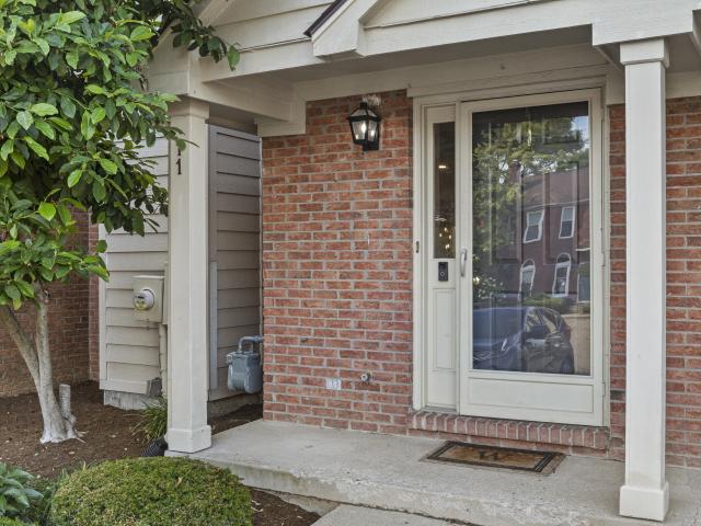541 W Short Street # 11