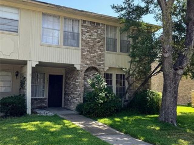 541 Towne House Ln, Richardson, TX 75081