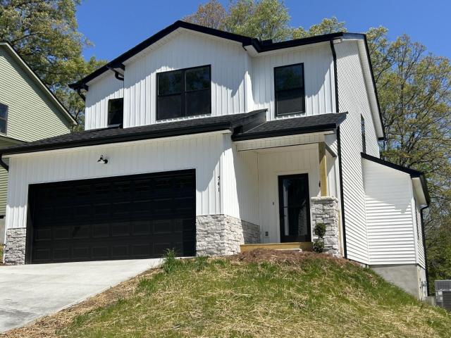541 Tree Top Lane