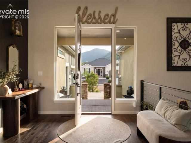 5425 Mesa Top Drive