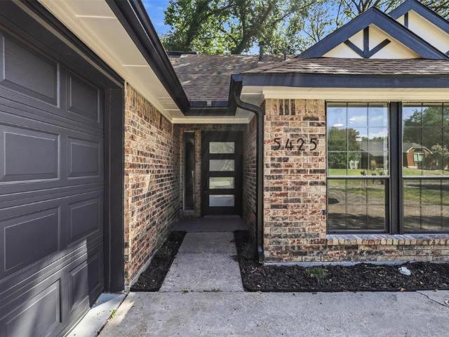 5425 Deep Canyon Drive