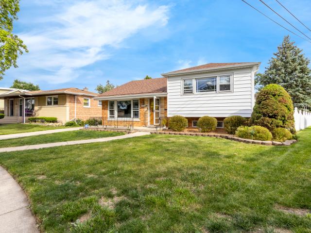 5425 Drury Lane