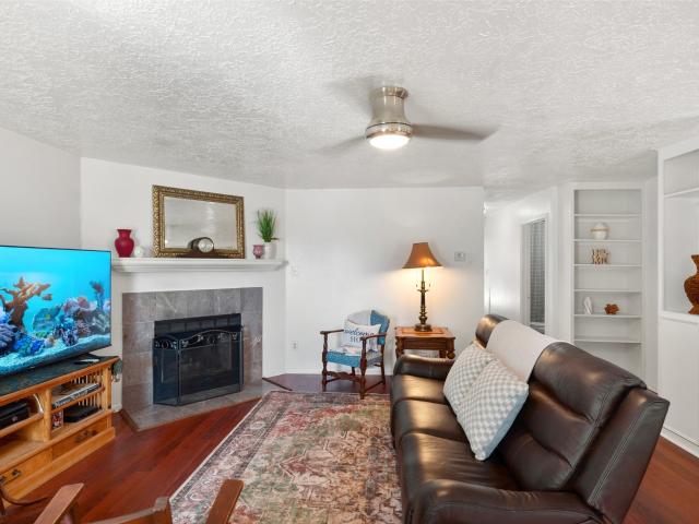 5425 Lazy Court