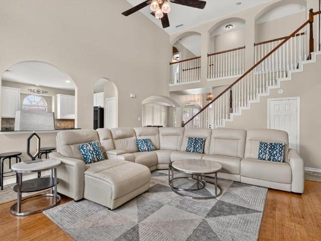 5425 Rolling Meadows Drive
